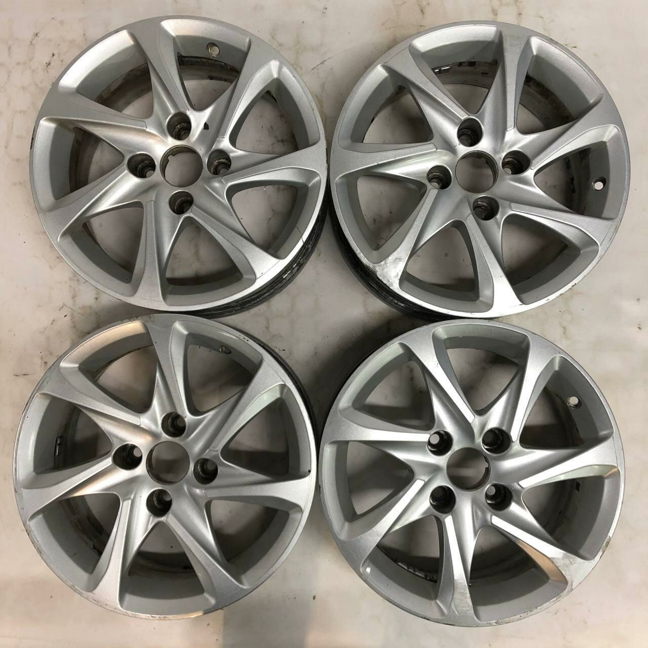 Колесные диски Peugeot 15x6 PCD 4x108 D65.1 ET23 (оригинал)