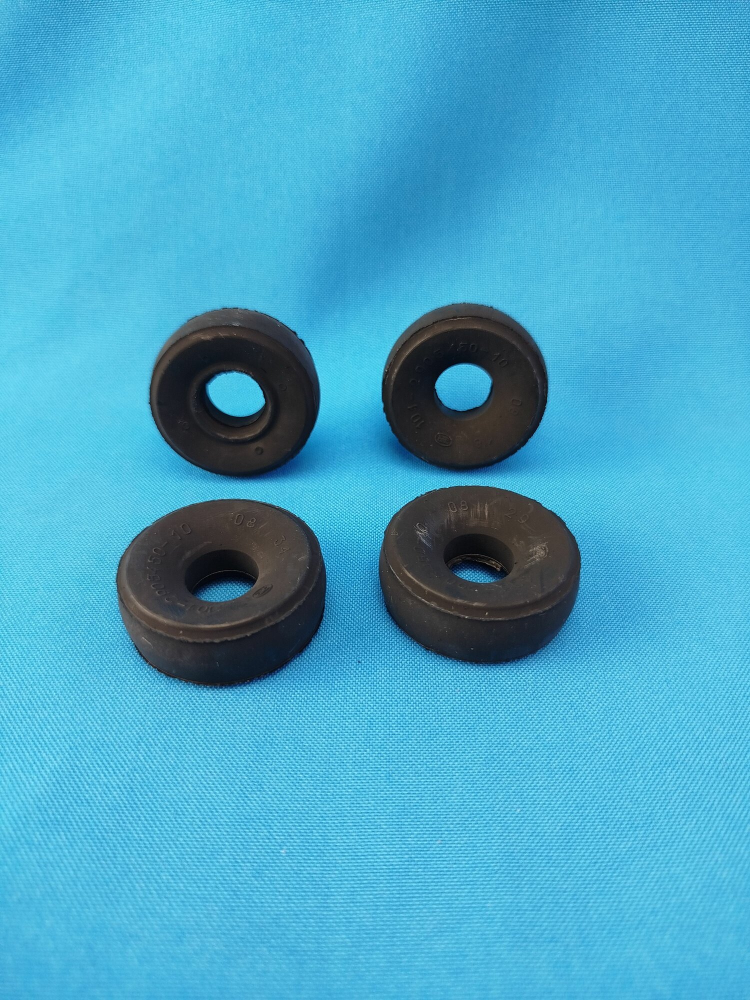 Втулка амортизатора переднего "бублик" (к-т) "сэви" для автомобилей ВАЗ 2101-07, Нива