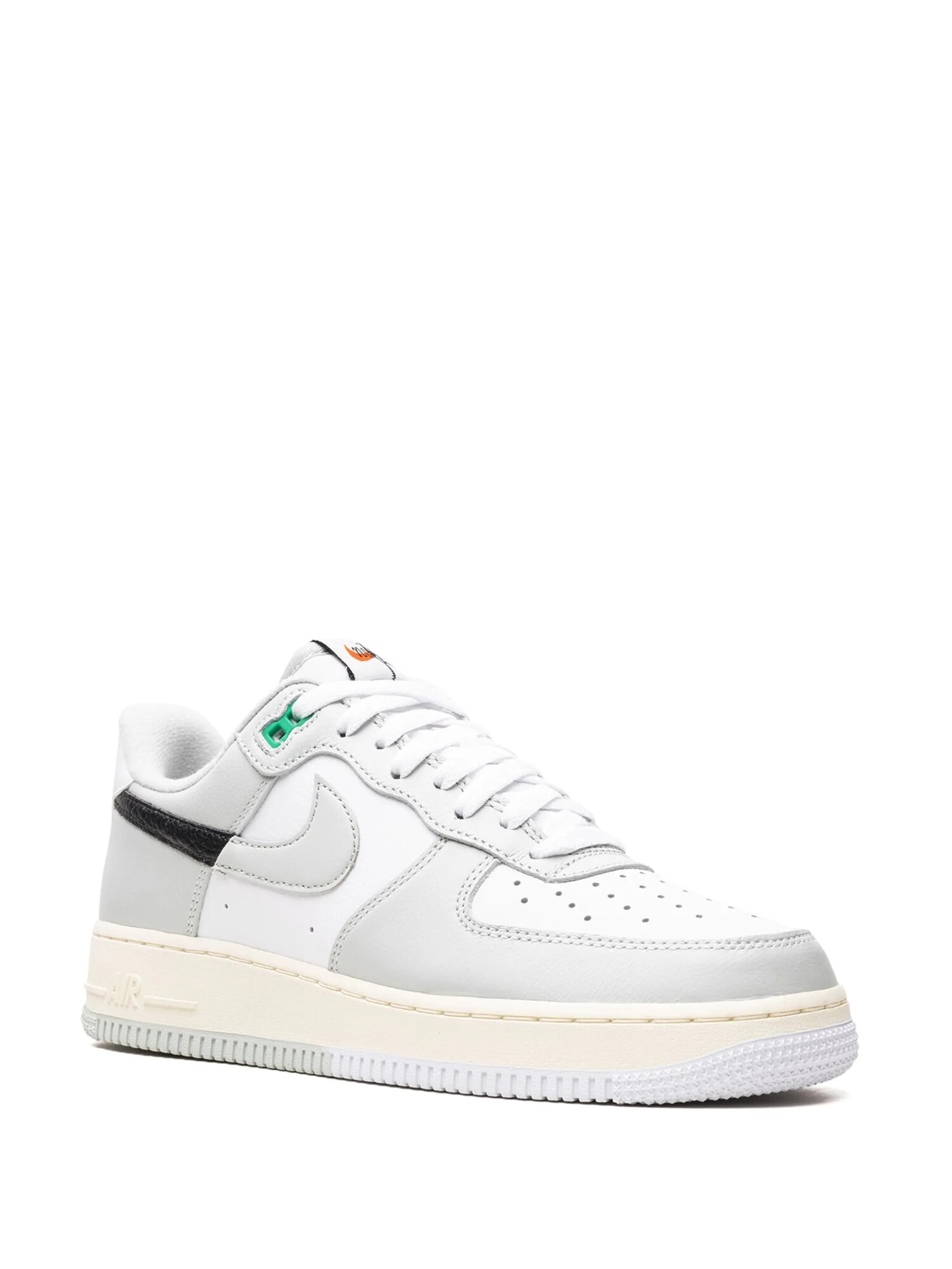 Кроссовки NIKE Air Force 1 '07, размер 13 US, серебряный — фото 1