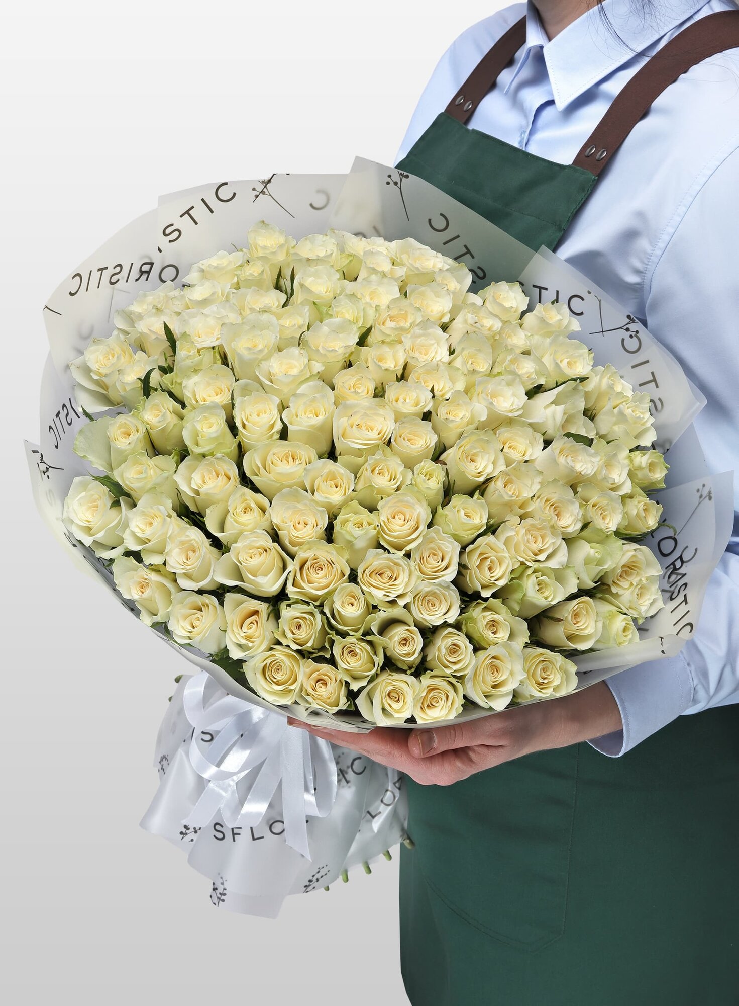 Букет из белых Роз Кения 60 см 101 шт «Млечный путь»