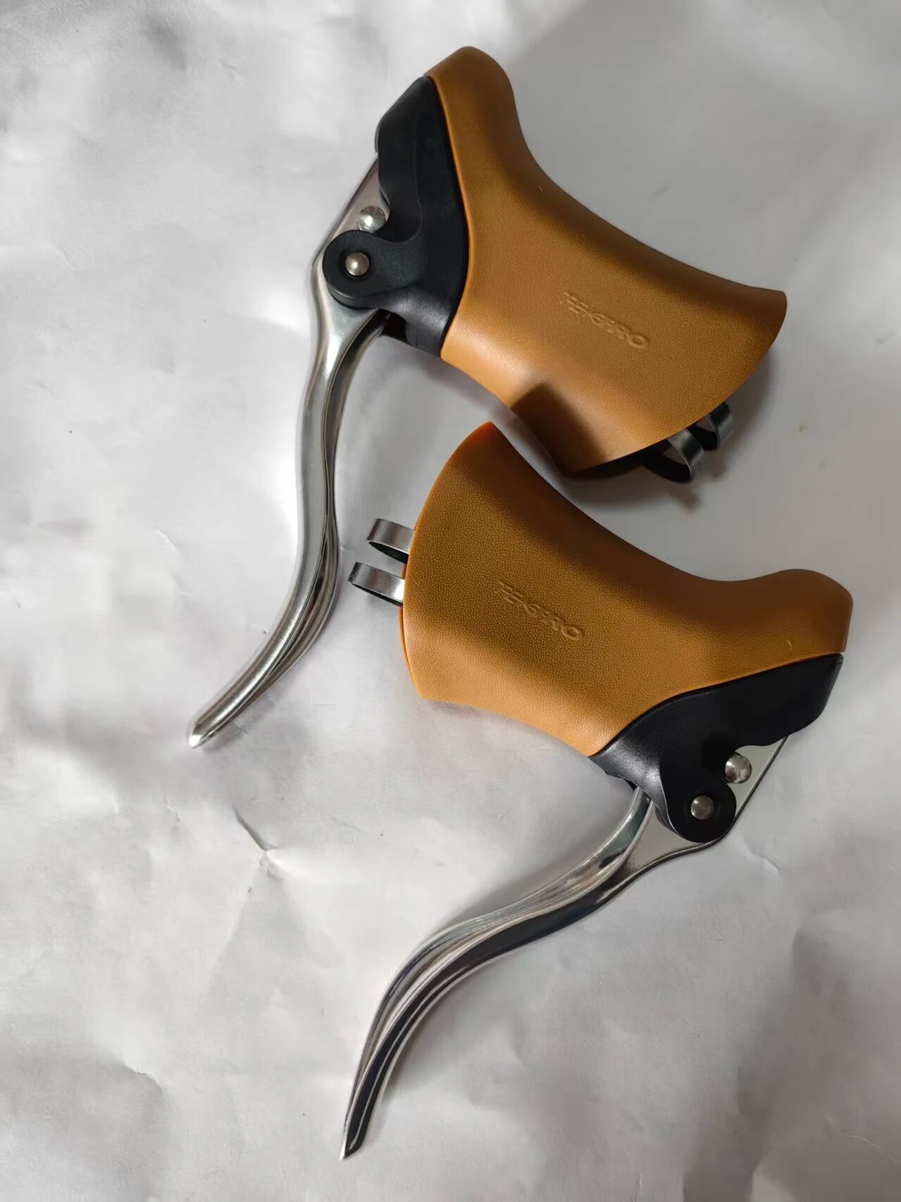 Тормозные рычаги Tektro RL340