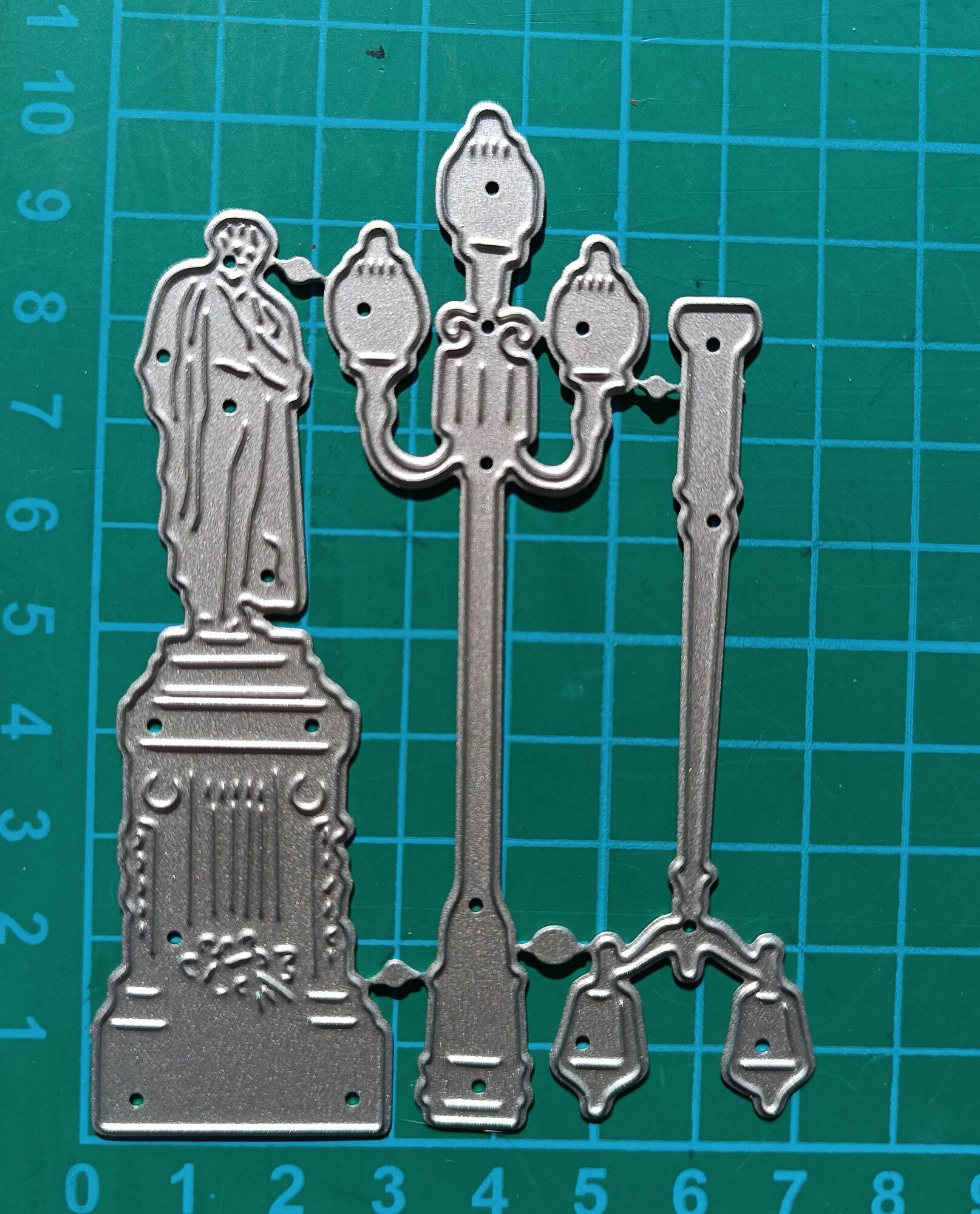 Нож для скрапбукинга A-423, размер 10,2*7,2 см, для машинки для вырубки.