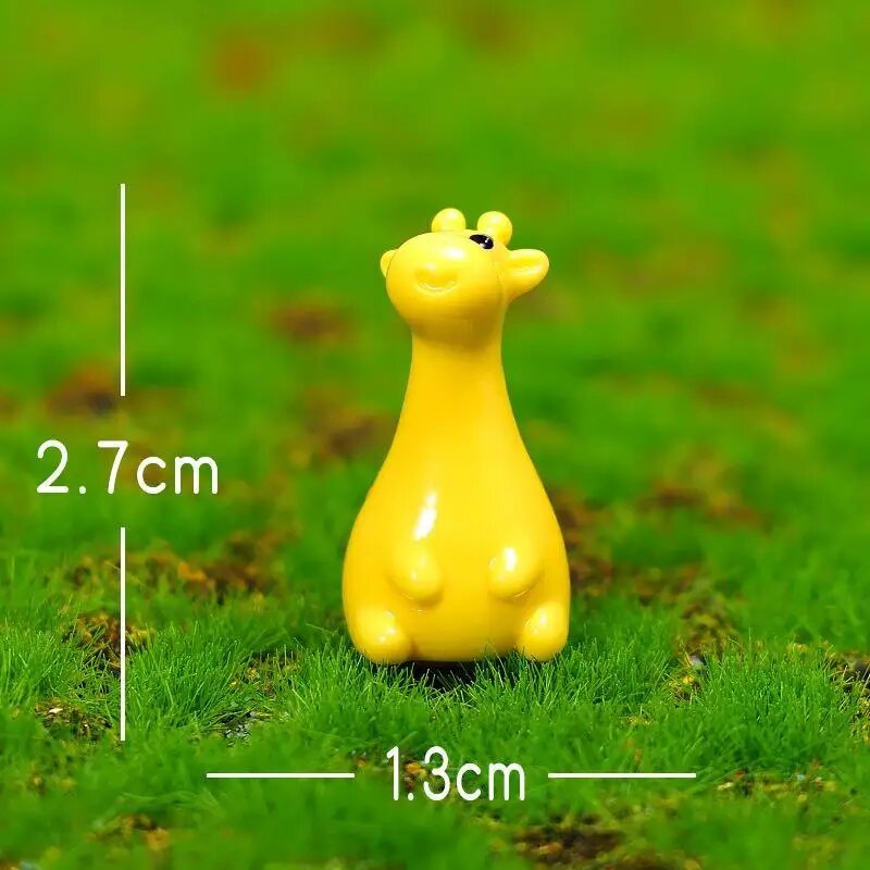 Миниатюрная фигурка жирафа, 2.7x1.3 см, Цвет: C