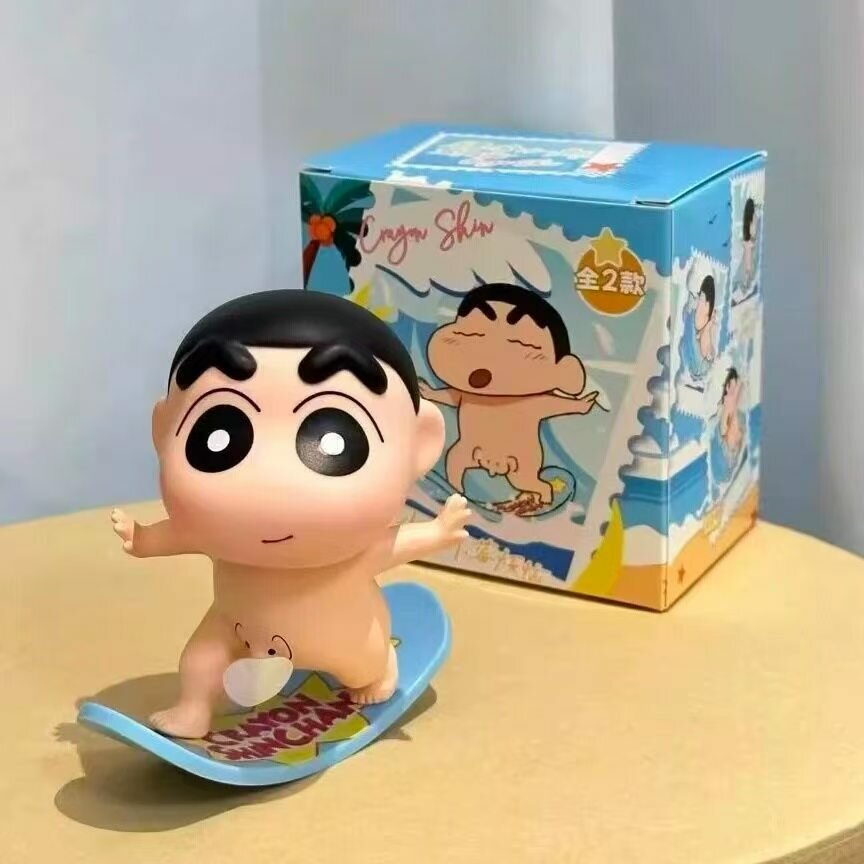 Стильные офисные куклы, созданные по мотивам аниме «Crayon Shin-chan», — очаровательные декоративные предметы.
