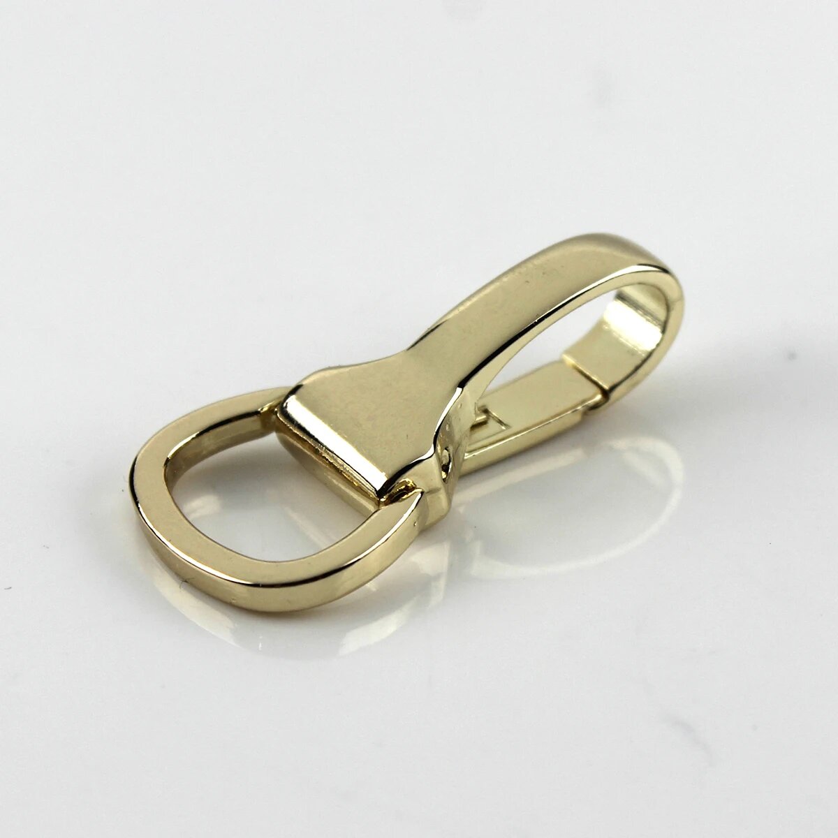Металлический карабин light gold
