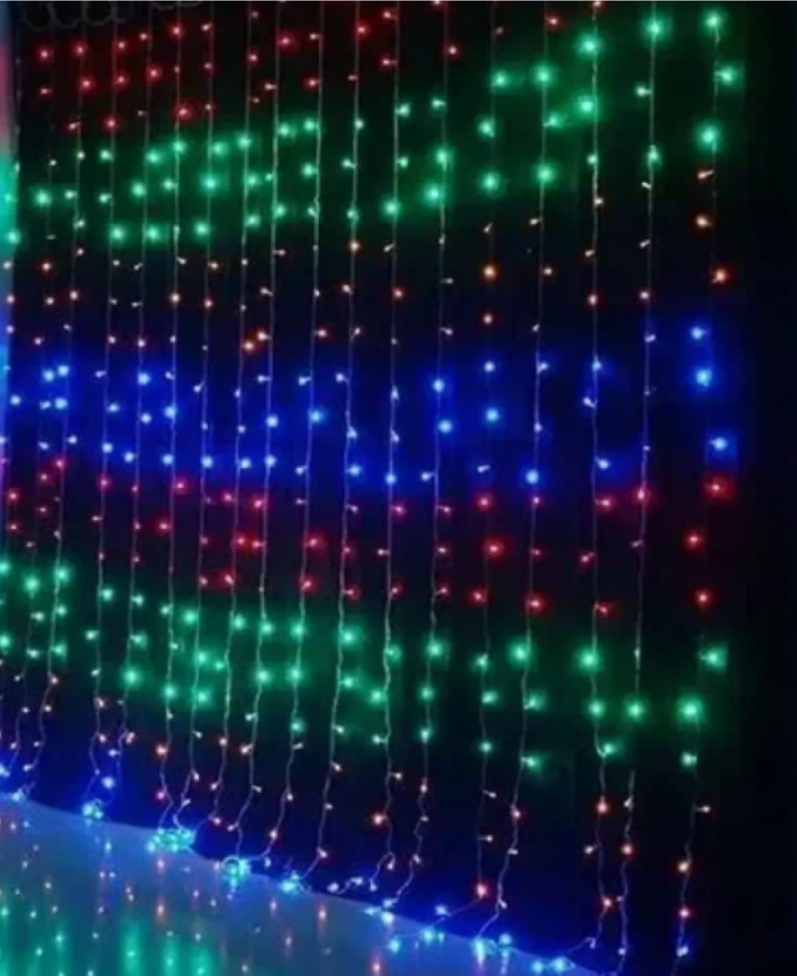 Новогодняя гирлянда светодиодная - Дождь (занавес) "Водопад", 320 LED, разноцветный (2.0 м х 2.0 м), соединяемая