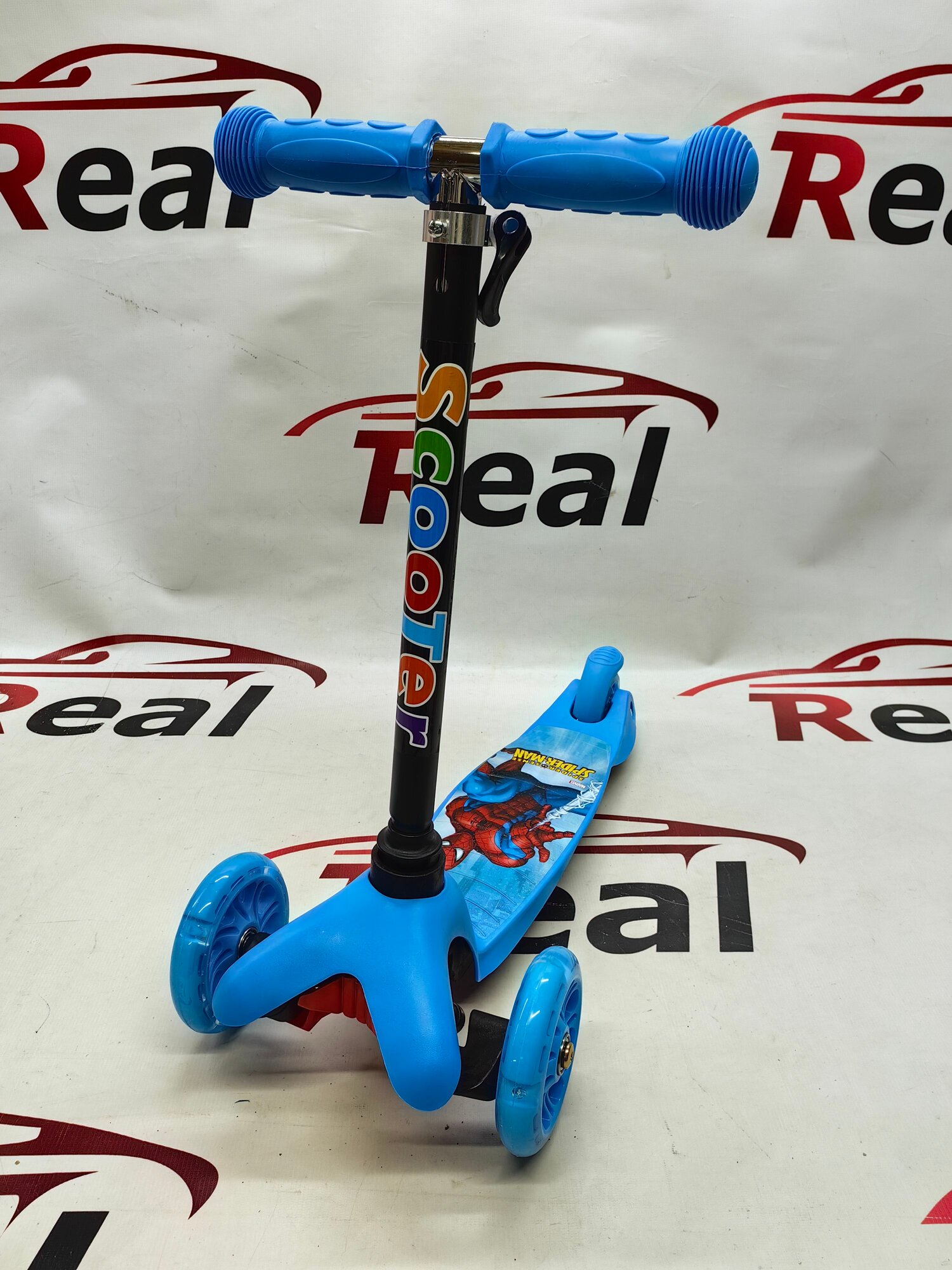 Детский самокат трехколесный 2-5 лет синий со светящимися широкими колесами для мальчиков