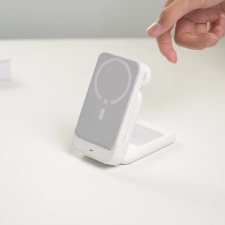 Беспроводная зарядка для iphone, зарядная станция 4 в 1 для Айфон, AirPods, Apple Watch, док станция повербанк 5000mAh