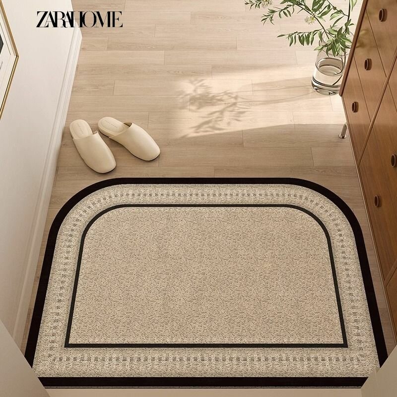 Коврики на полу у входа выполнены в японском стиле, не скользят и не пачкаются, а их размер составляет 0,6 х 0,9 метра.