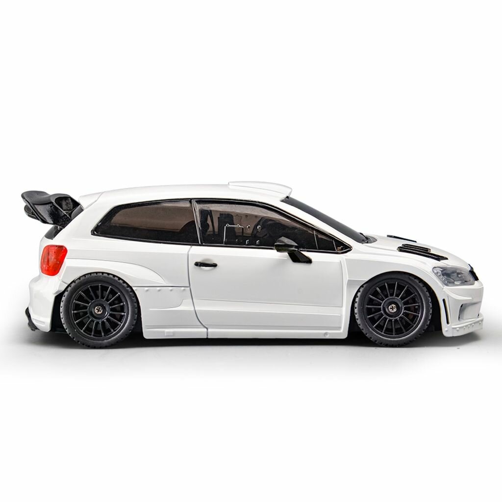 (1 комплект) 1:28 2.4G POLO полномасштабный полноприводный автомобиль с дистанционным управлением для дрифта-белый
