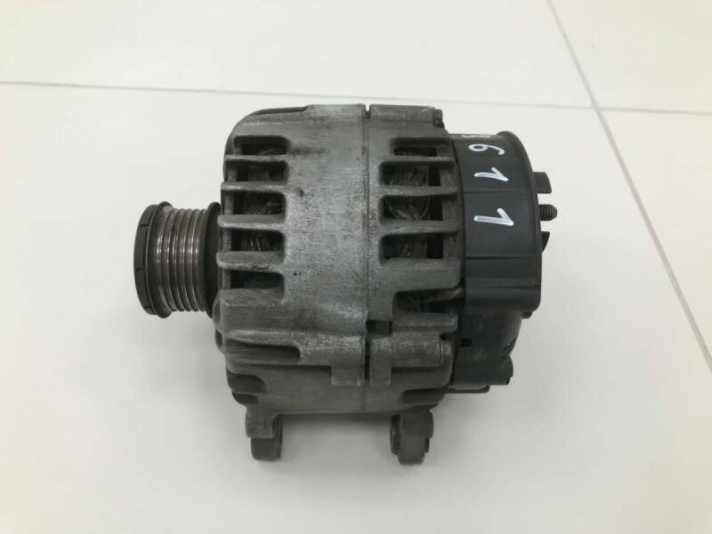 Генератор Renault Duster 2012 кат.номер: 8200404459