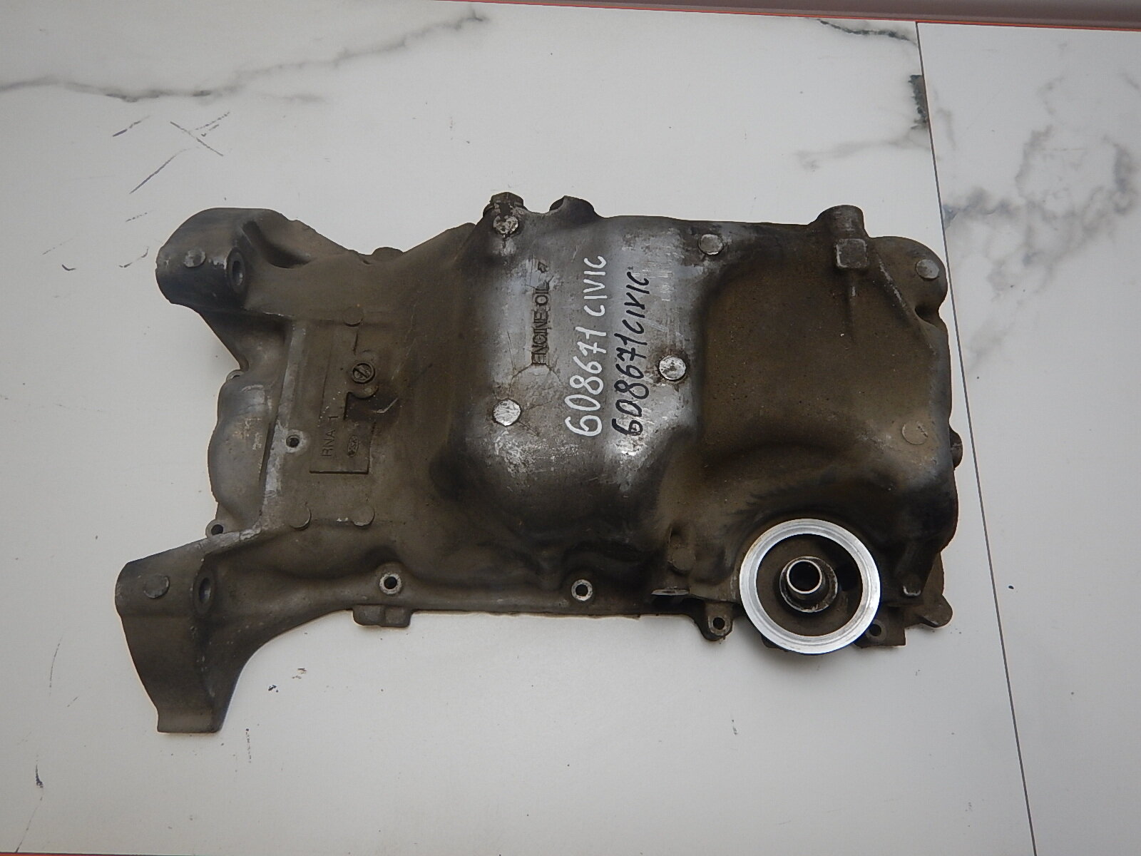 Б/У Поддон масляный двигателя, Honda (Хонда)-CIVIC 5D (06-12) HONDA CIVIC 5D (06-12) Без видемых повреждений 608671 HOND...