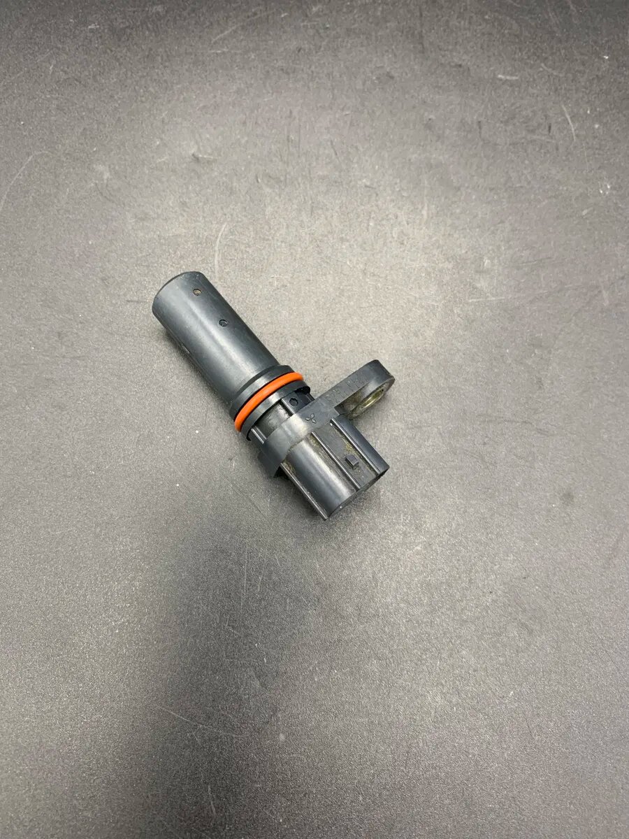 Датчик положения коленвала Б/У