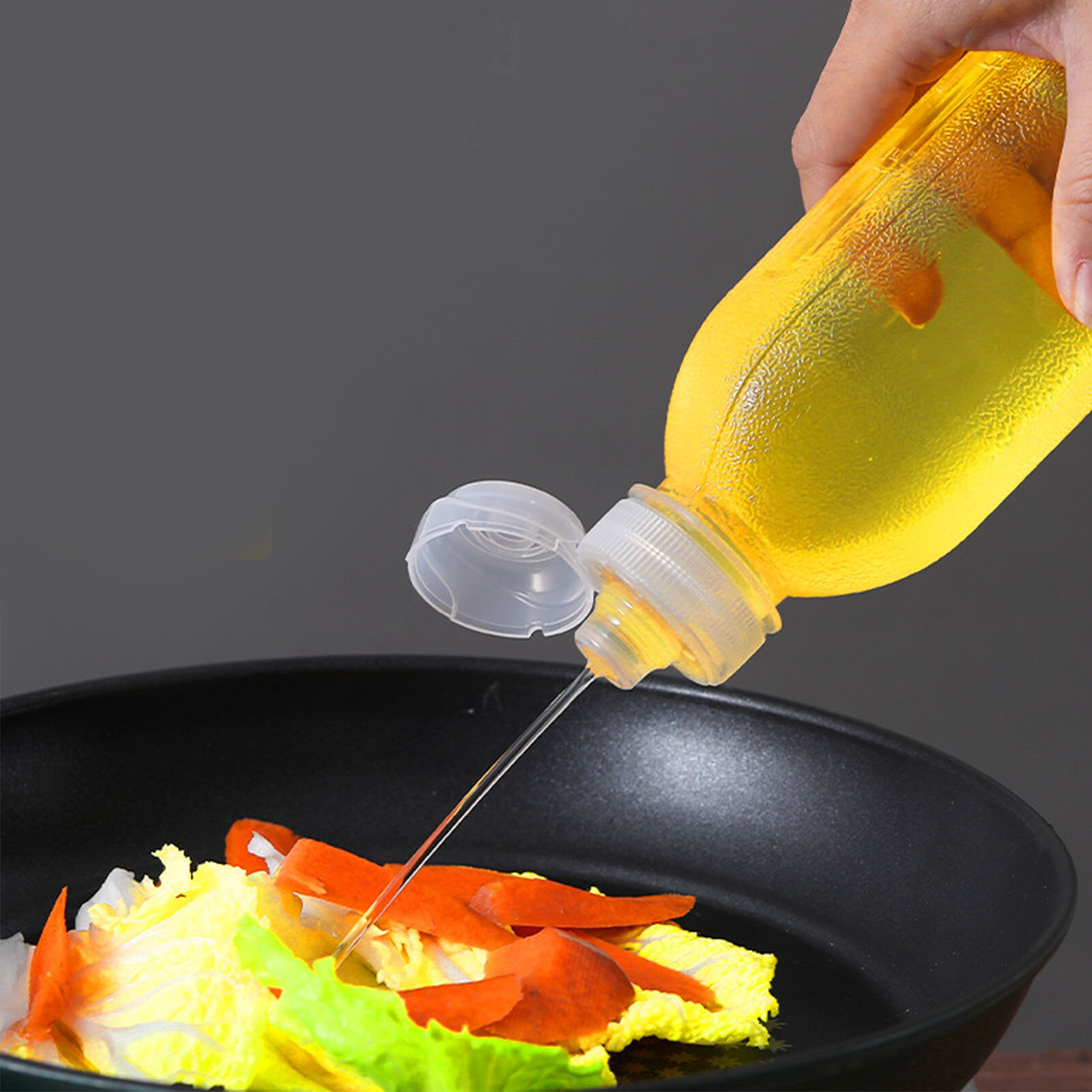 Бутылка-дозатор масла Прозрачный герметичный прочный надежный легкий в очистке распылитель масла для приготовления пищи на кухне S: 300 мл