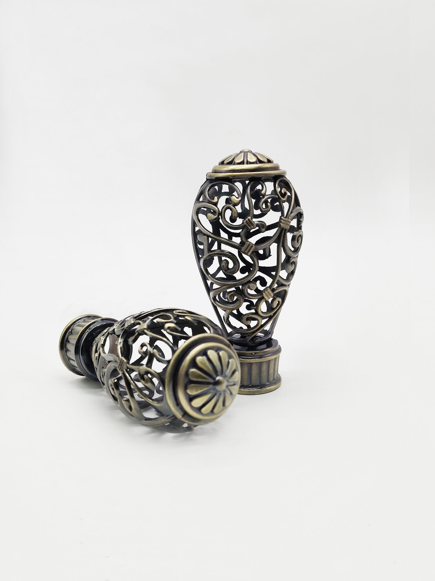 (2 шт.) 25 мм Наконечник для карниза "Ажур" антик