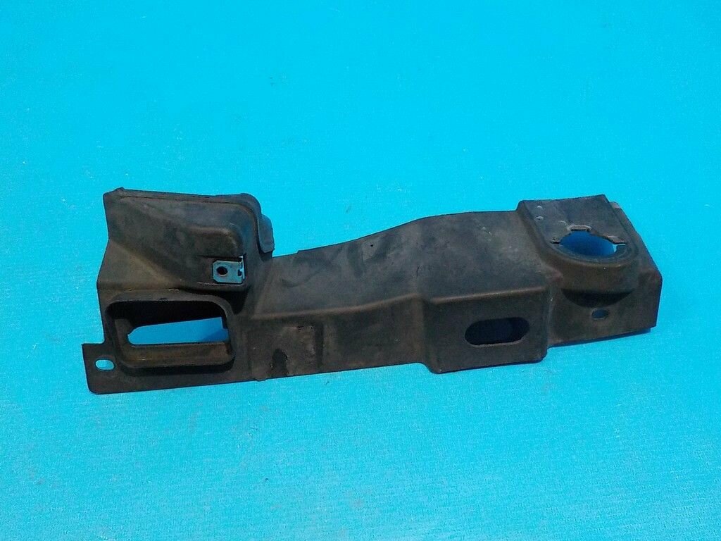 Накладка крыла переднего правого Ford Kuga 1 2008-2012 1762766 - Б/У