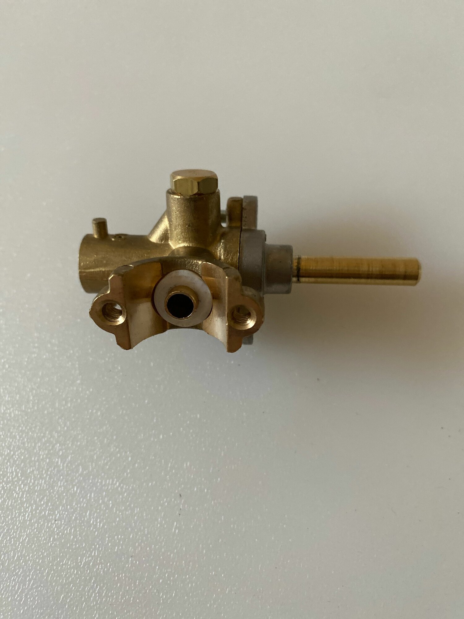 Газовый кран средней конф, для газовой плиты DARINA 1F12312W