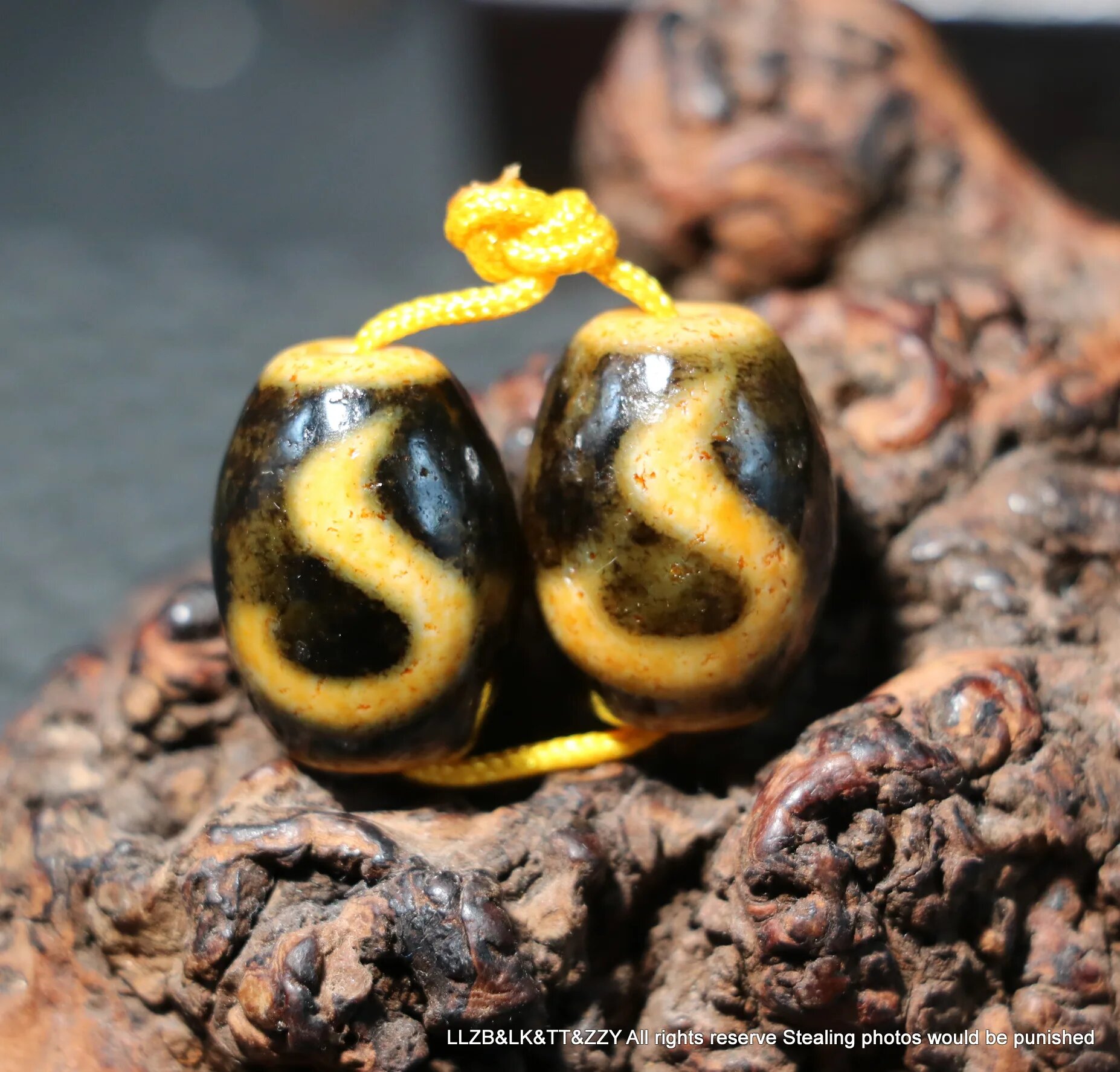 Уникальный стиль, пара энергетических тибетских старых агатов цвета слоновой кости, крючок для денег, богатых бусин dZi для DIY LKbrother Talisman UPS0930Qs