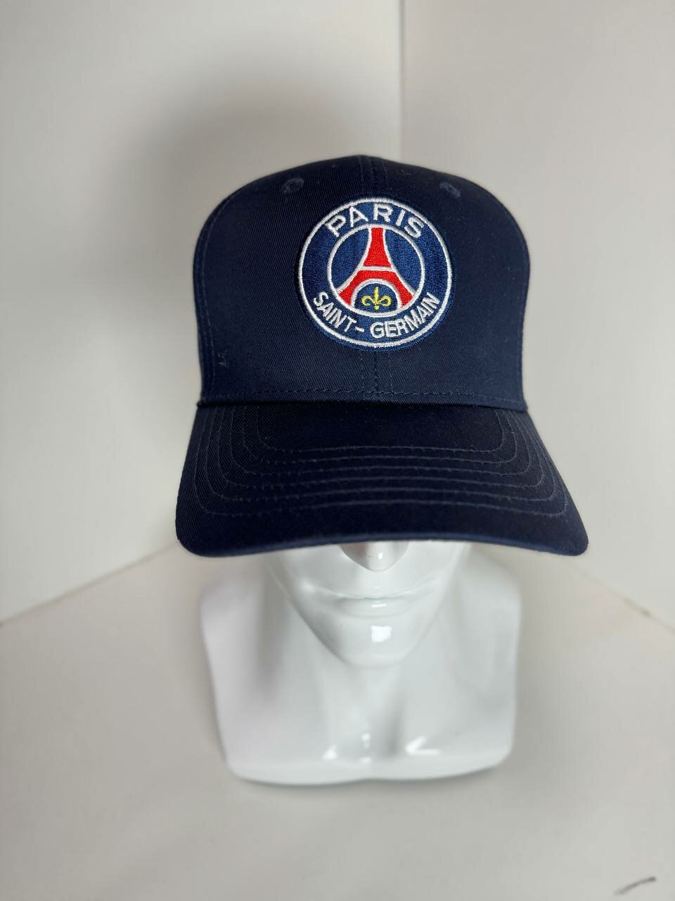 Бейсболка  Базовая коллекция для мужчин и женщин