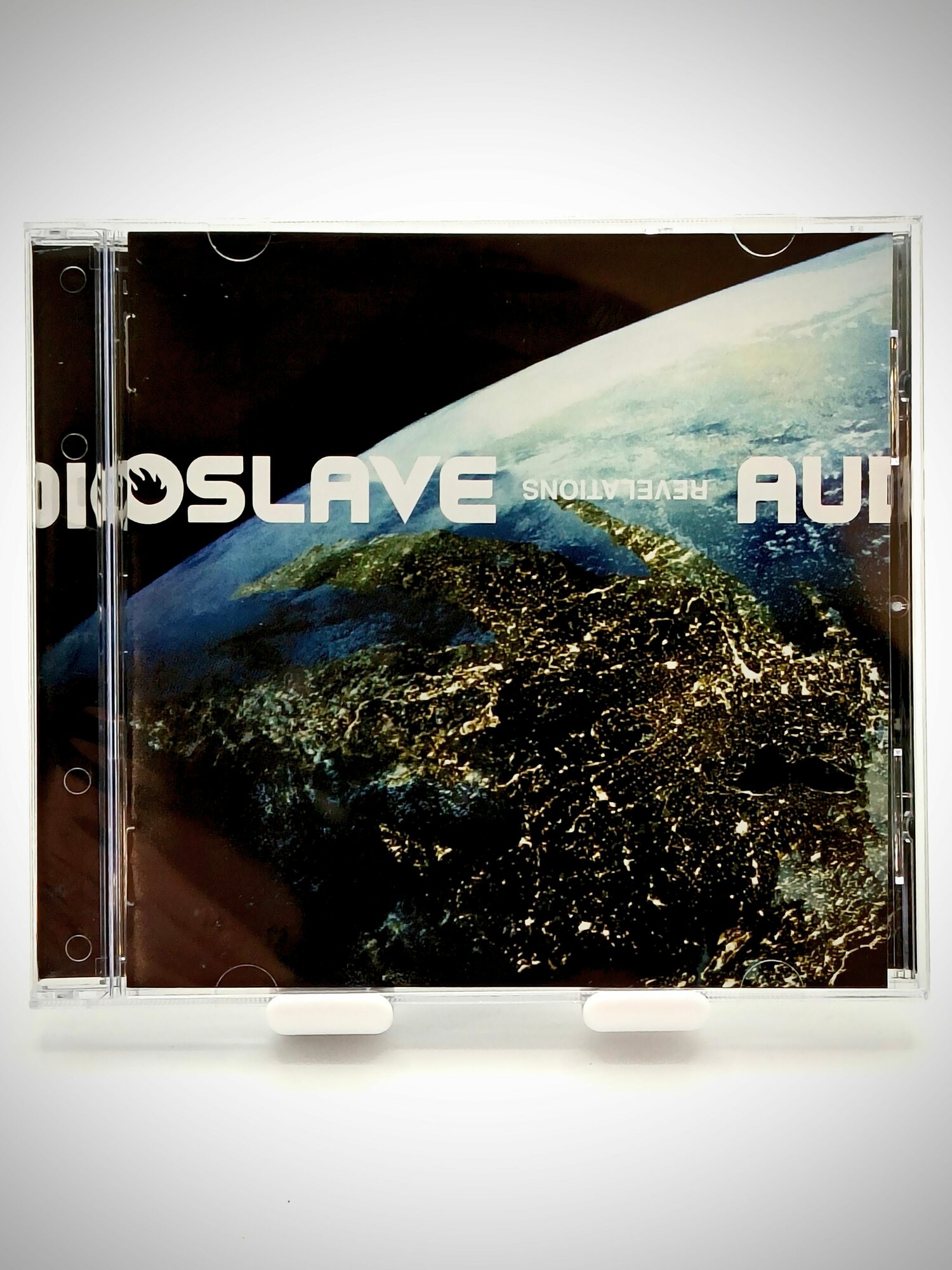 Audioslave, Revelations (CD-диск, 2006)альтернативный рок, хард-рок, пост-гранж, фанк-рок