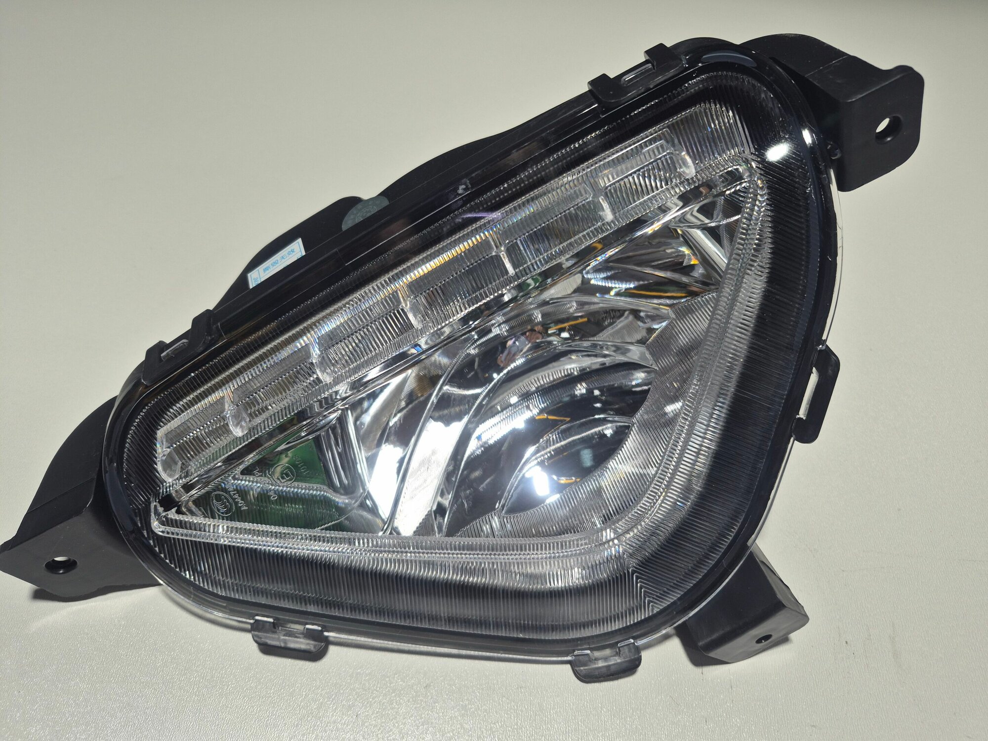 Фара противотуманная левая JAC S3 [1.5 16V CVT внедорожник] 4116100U2260