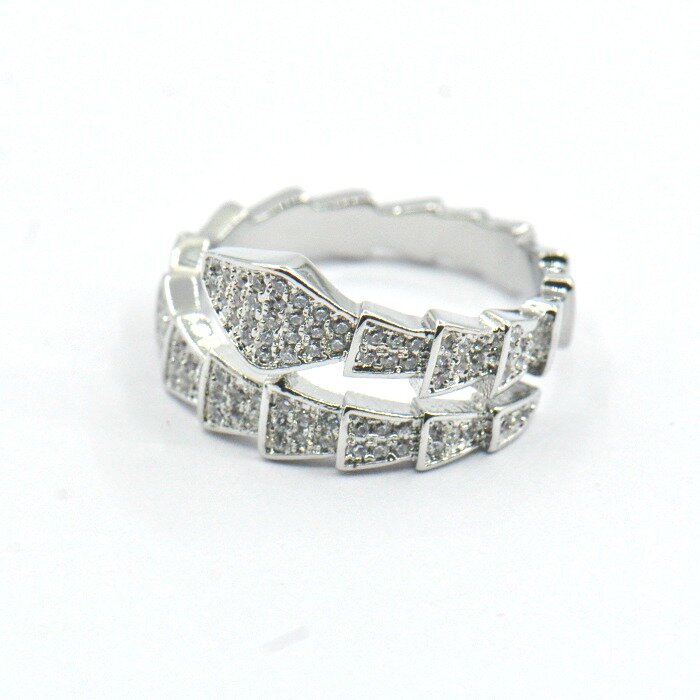 Кольцо, фианит