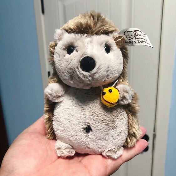 Оригинальный товар от производителя, экспорт в Европу, излишки продукции, маленькая плюшевая игрушка-ежик, очень милый