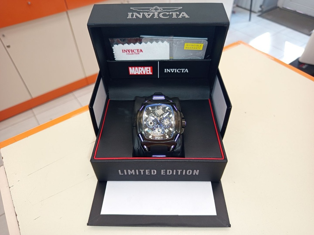 Часы наручные INVICTA IN37612 Б/У, Уценка