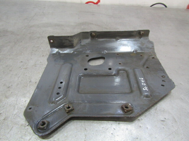 Кронштейн влагоотделителя APS Scania P, R, G