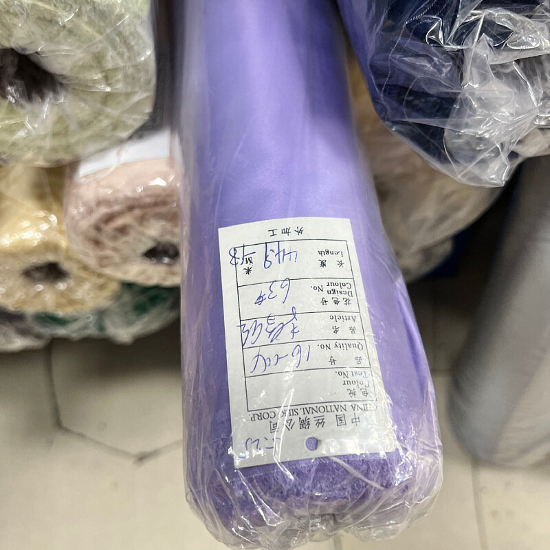 Простой креп-сатин 16/19 монме, ширина 114 см, 100% шелк тутового дерева, полный шелковый материал для оптовой одежды