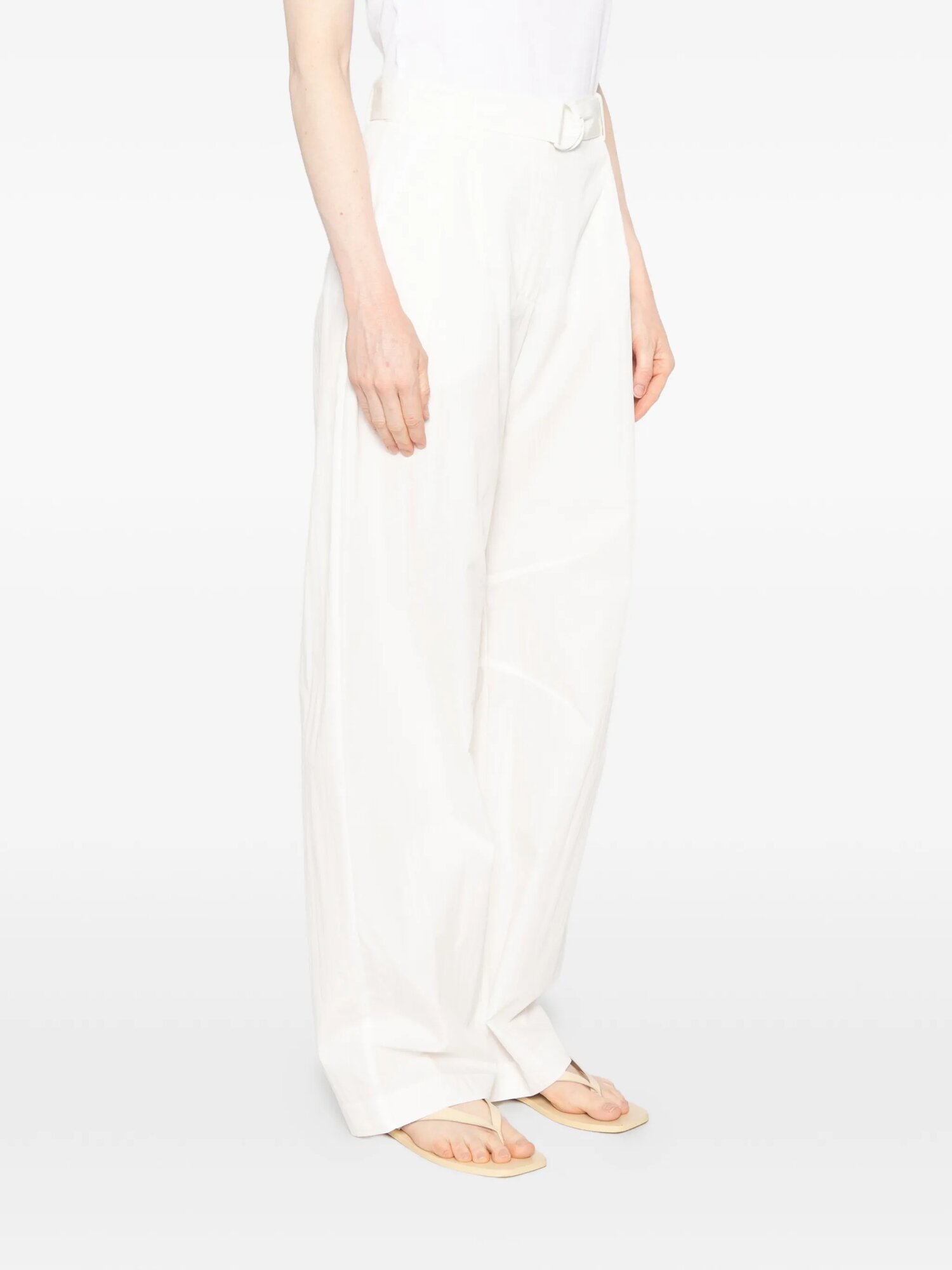 Брюки PATRIZIA PEPE Tapered trousers, размер 46, white — фото 1