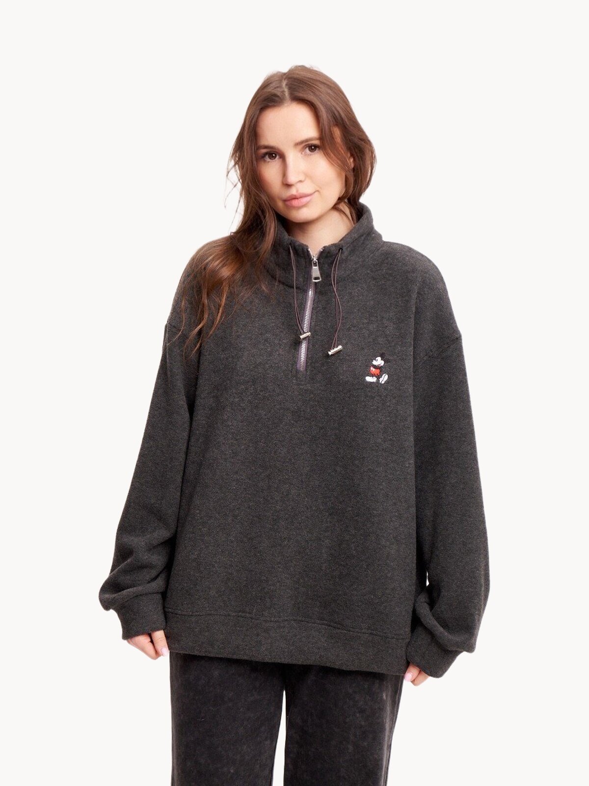 Свитшот  Свитшот на флисе в сером цвете с вышитым Микки Маусом 40-48