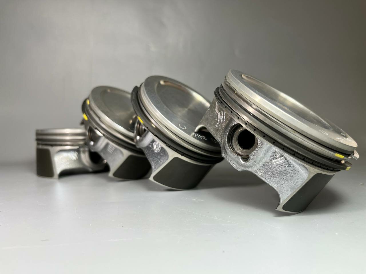 Поршни 2170 82.0 поршень+палец+поршневые кольца дв.21126 1.6 8кл.(гр. С)