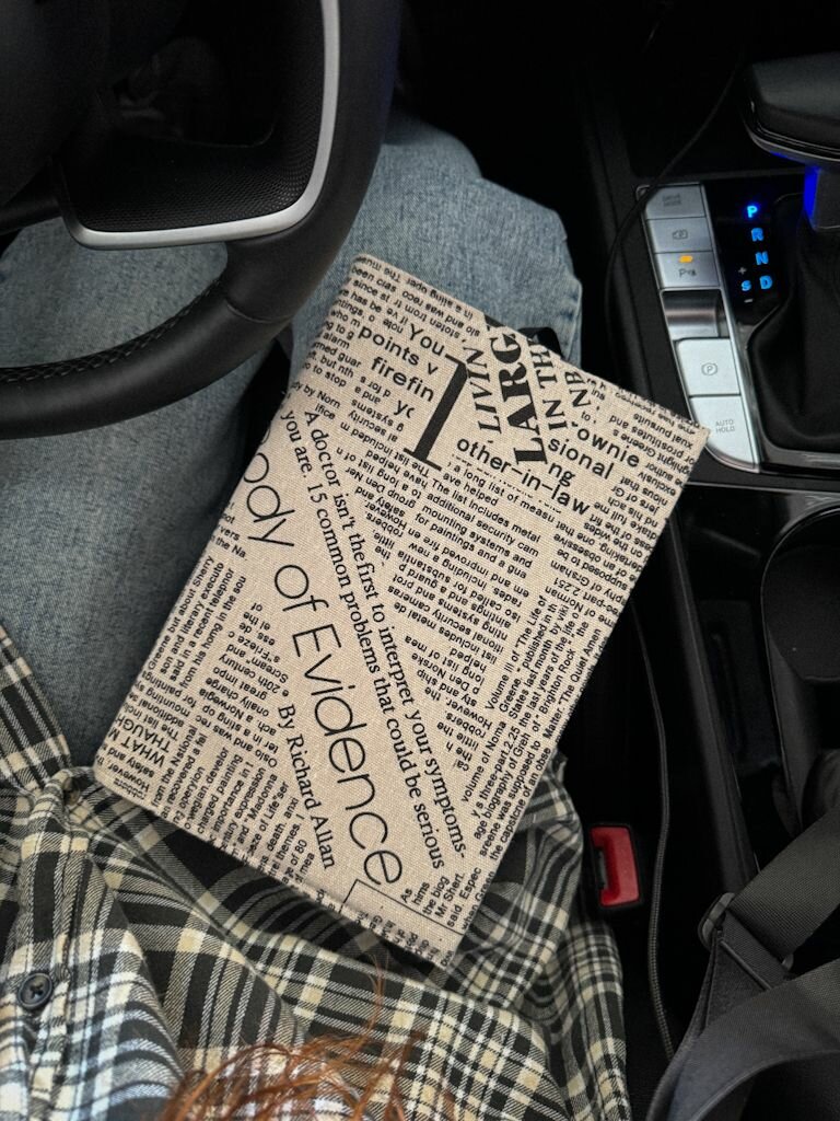 Обложка для больших книг высотой до 25 см