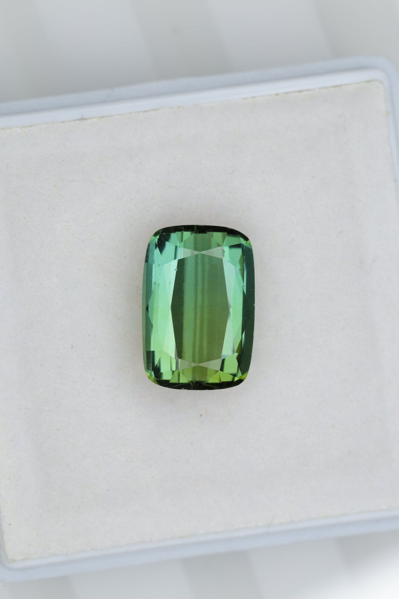 Ограненный Турмалин зеленого цвета, 2.78 карата "True Stones"