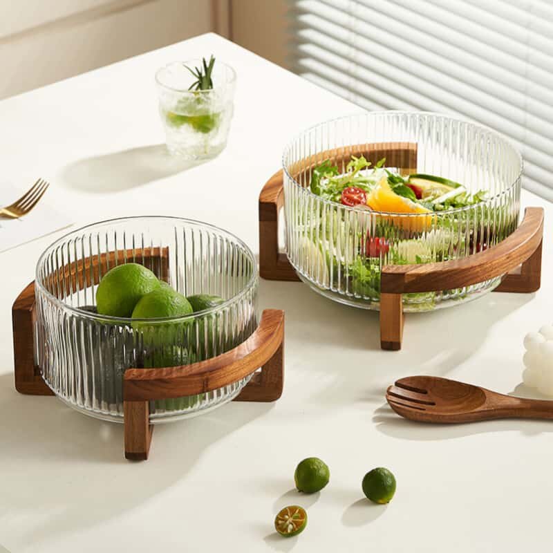 Салатница большая с вертикальными полосками для фруктов и салатов стильная и функциональная посуда для кухни и гостиной