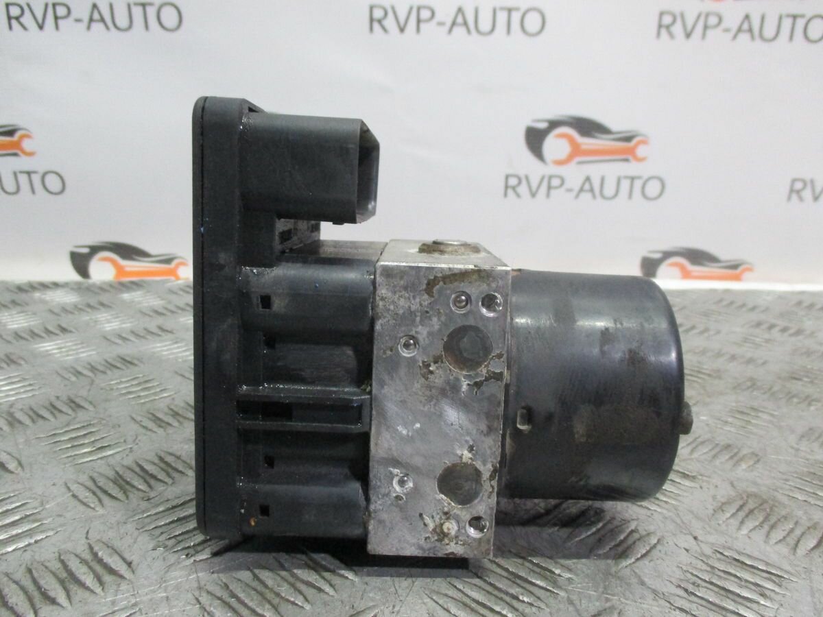 Блок ABS (насос) Volkswagen Golf 4 1.6 1997-2005 1C0907379M