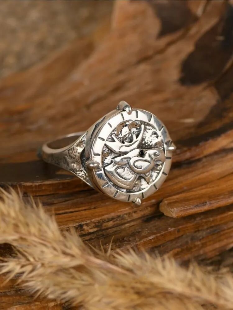 Славянский оберег, шарм, серебро, 925 проба, чернение, сапфир