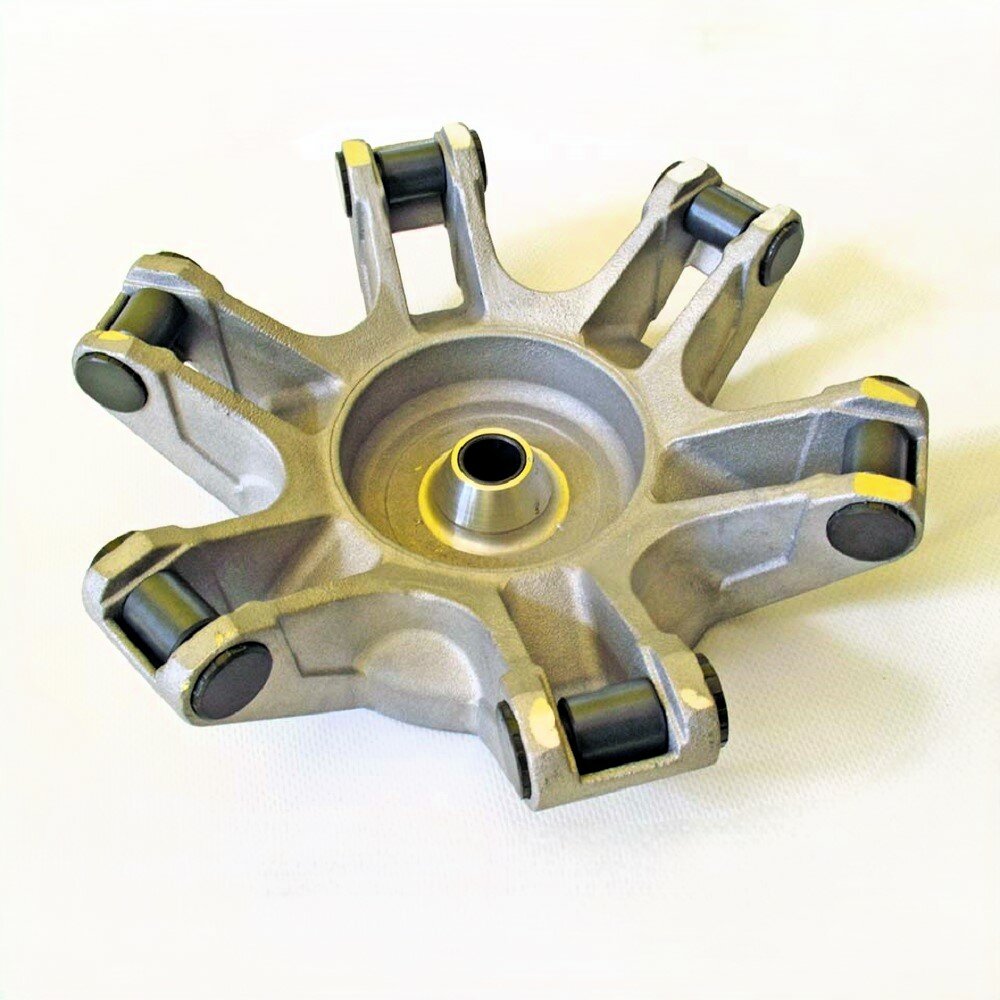 Направляющая подвижной половины ведущего шкива вариатора, в сборе