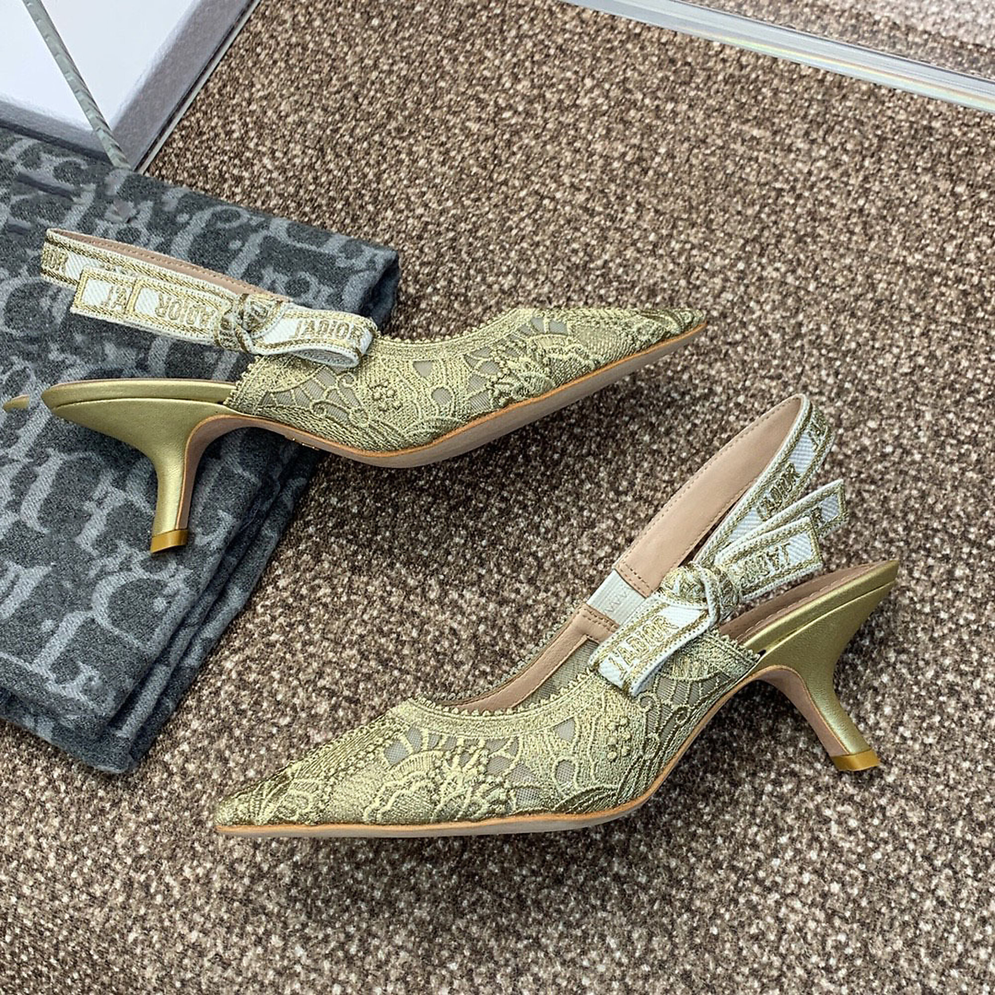 Босоножки Elegant Line