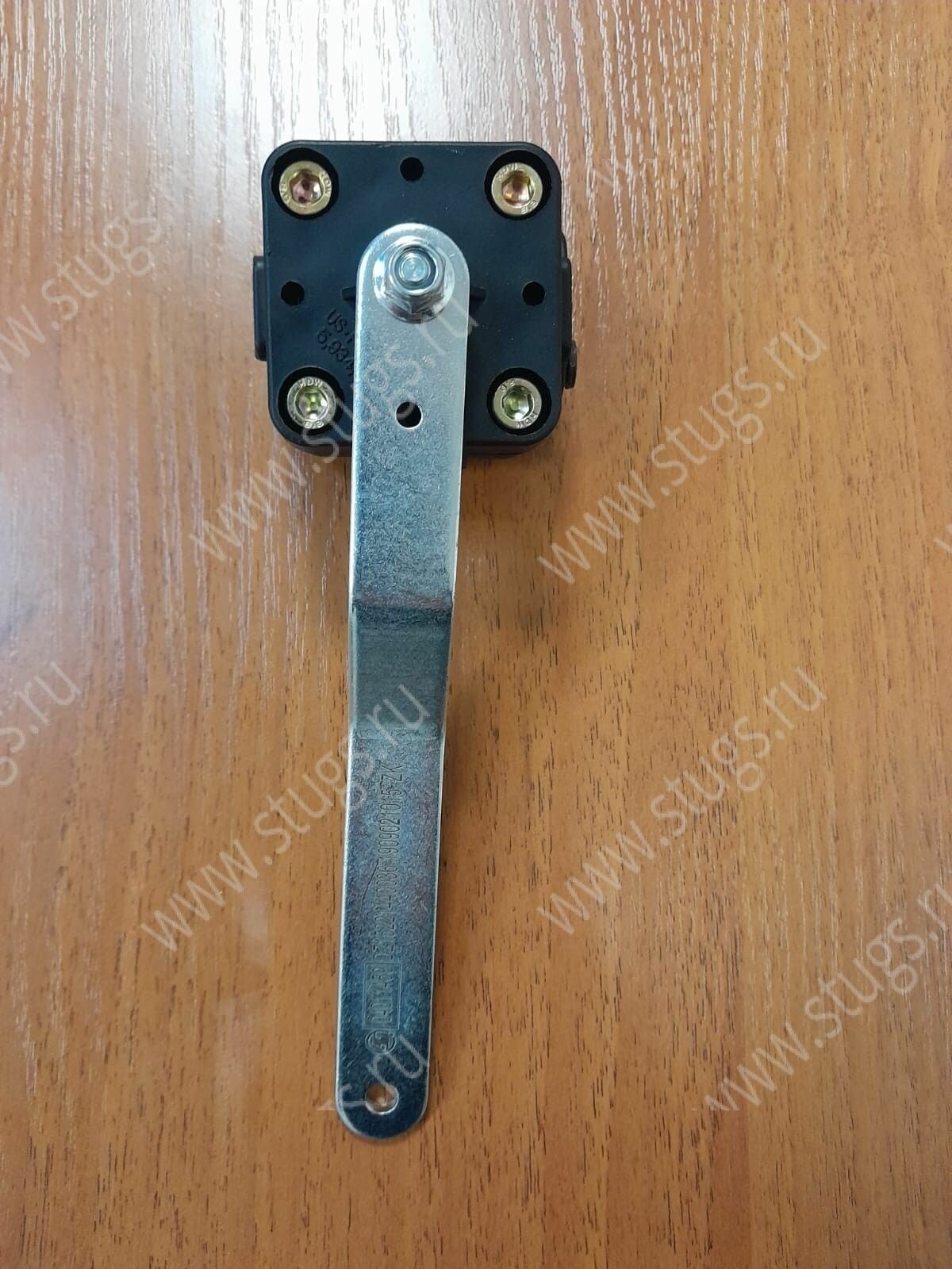 Кран уровня пола задний левый SHAANXI / SHACMAN X3000 DZ15221440036