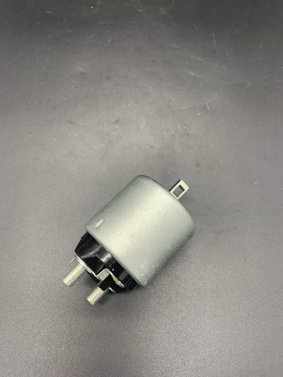 Втягивающее реле стартера Новое