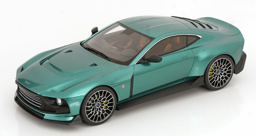 Модель коллекционная GT SPIRIT Aston martin valour 2024 green metallic / астон мартин велюр зеленый