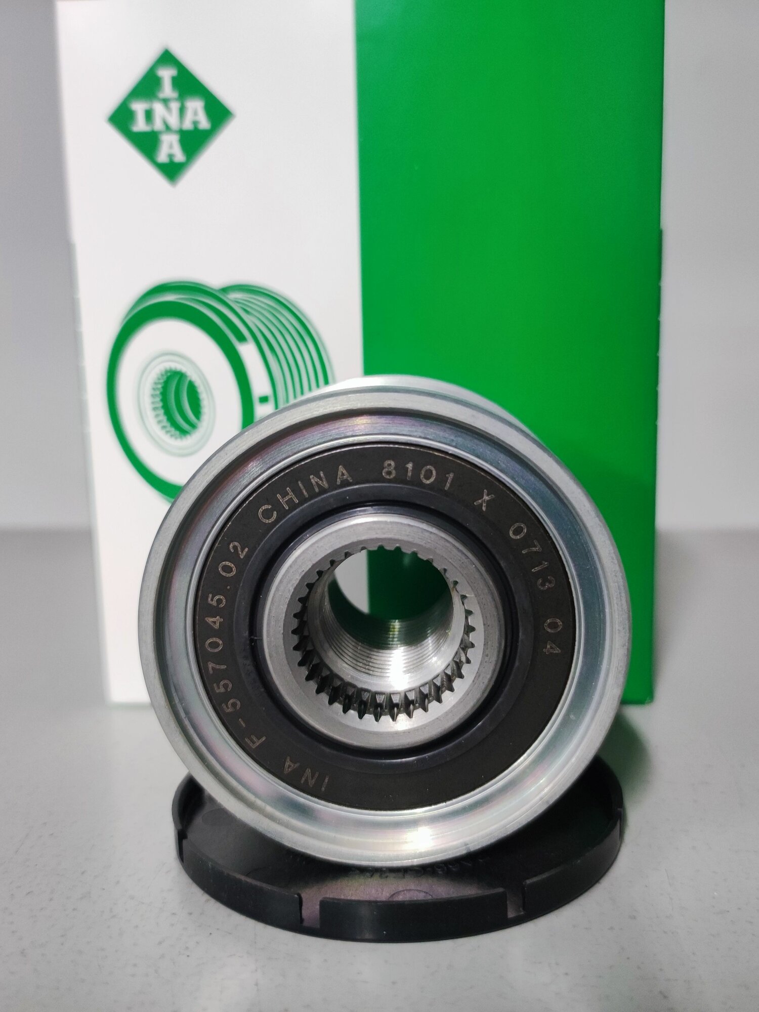 Обгонная муфта генератора INA 535014610 F-557045. XX