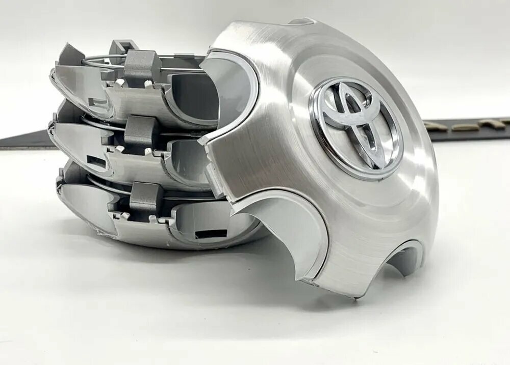 Заглушка, колпачок, на литой диск колеса для Toyota LC prado 120 (TY038)Land Cruiser 120 Prado