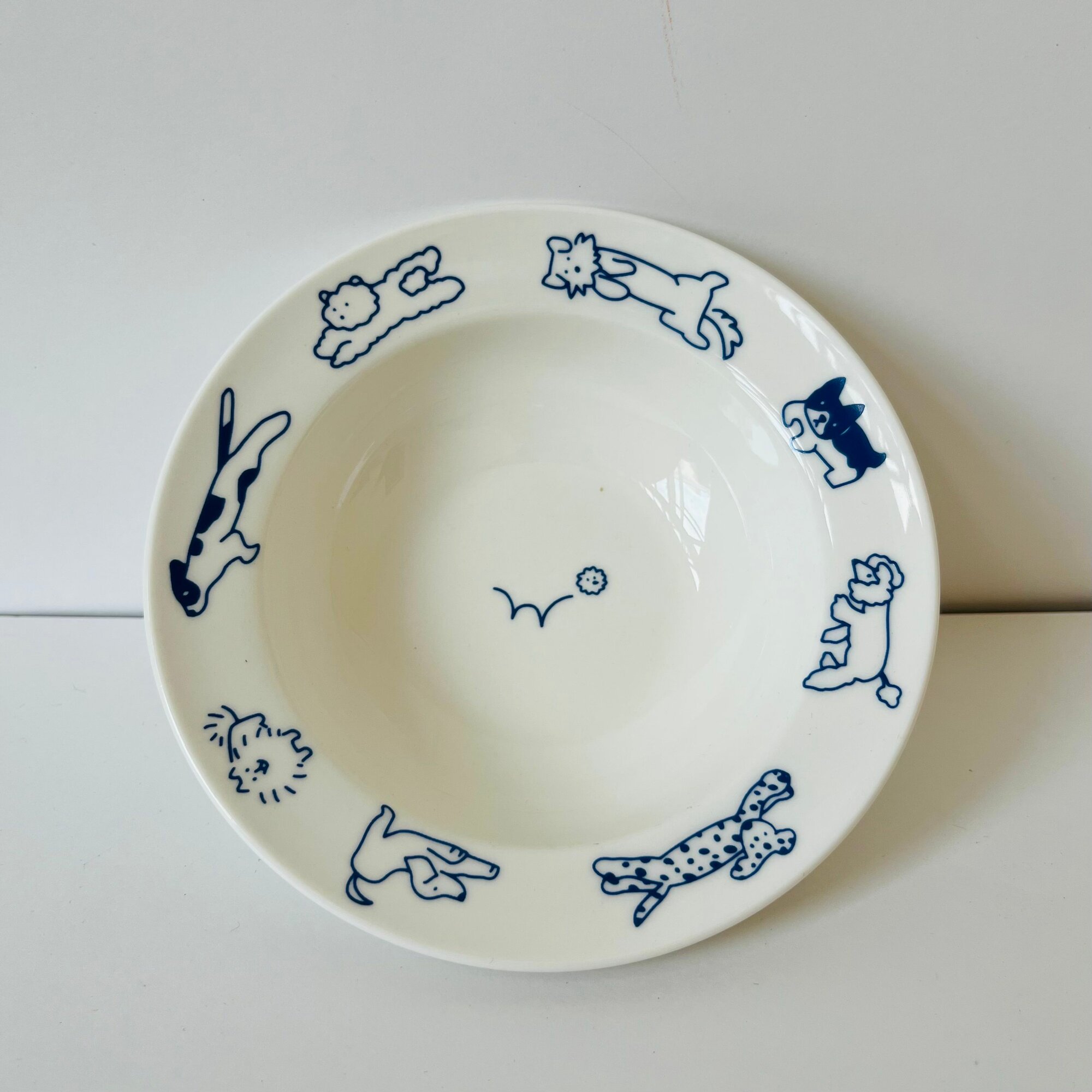 Тарелка "Собаки" детская, керамическая, белая, синяя, 14,5 см, 200 мл