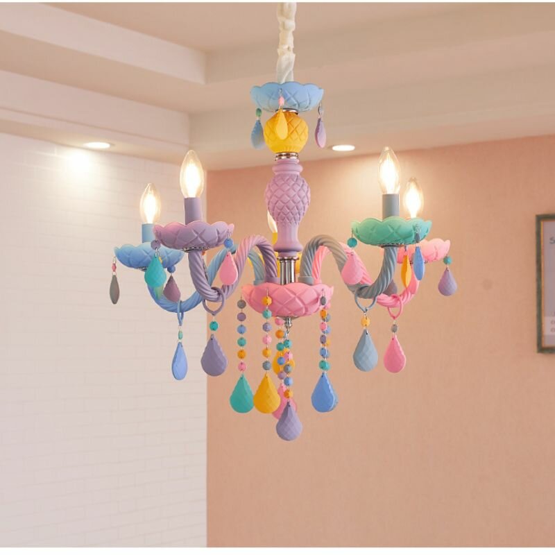 Красочная Люстра В Форме Свечи, Мультяшный Теплый Стиль. Светильники Для Украшения Дома, Подходящие Для Комнат Девочек, Детских Комнат И Спален.