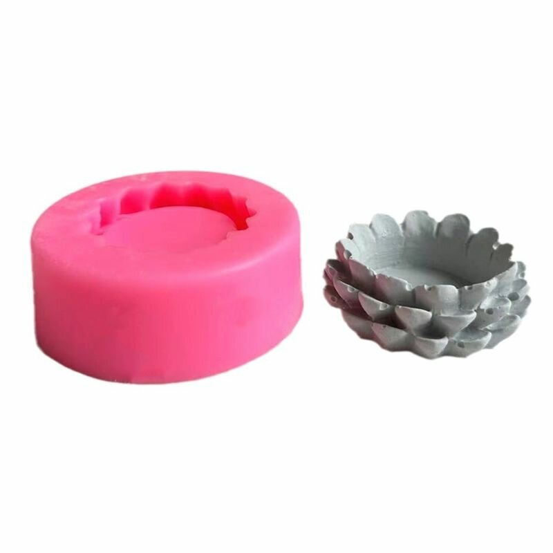 Силиконовая форма для подсвечника из сосновой шишки