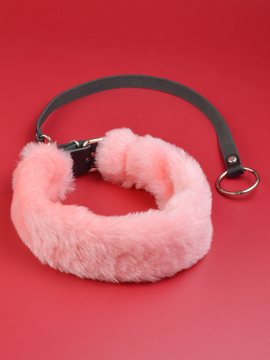 Ошейник бдсм розовый с мехом