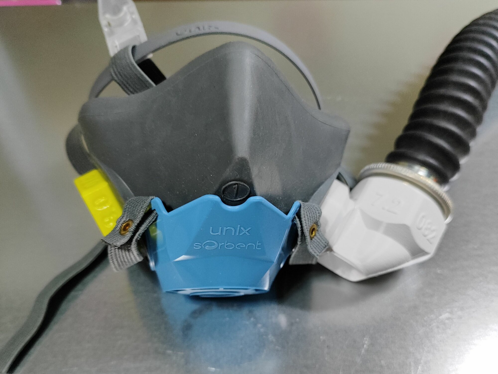 Переходник: шланг противогаза - UNIX-маска 90 гр.